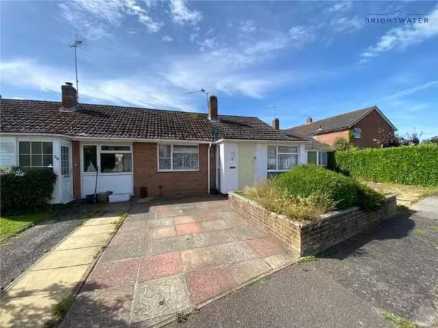 Just in! 1 BA 2 bedroom terraced bungalow for rent in Hightown.