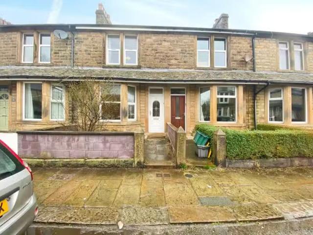 Just in! 1 BA 2 bedroom terraced house for rent in Wellington.