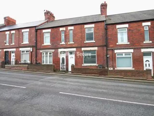 For Rent! 1 BA 2 bedroom terraced house for rent in Boult Terr.
