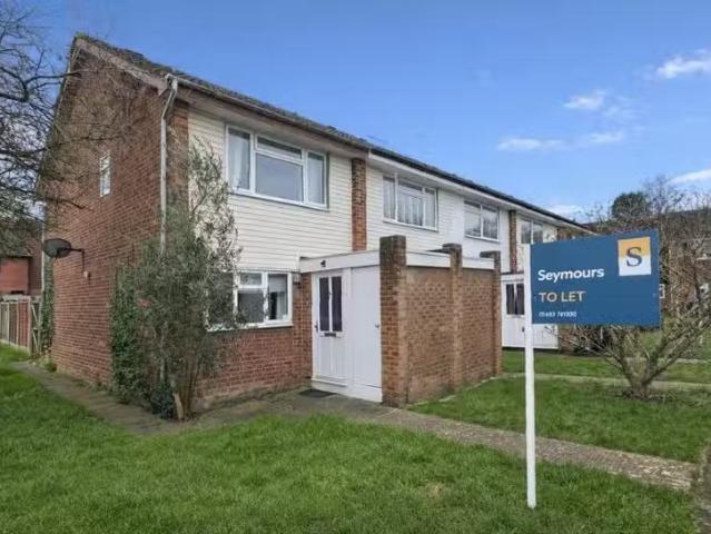 Nice 1 BA 2 bedroom terraced house for rent in Goldsworth Park.