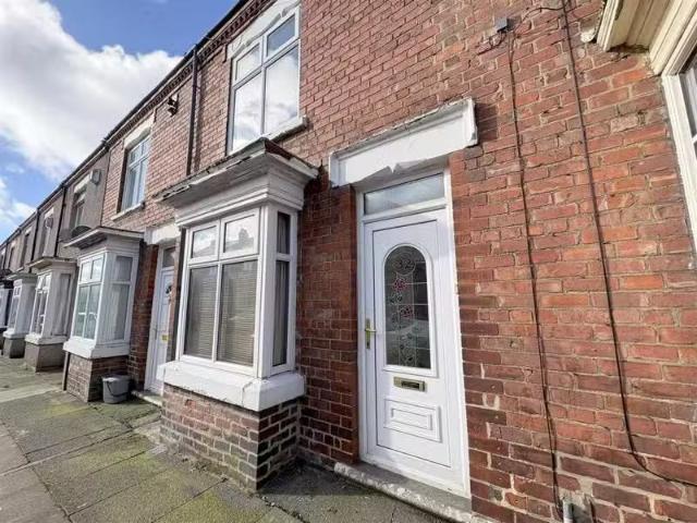 Cozy 1 BA 2 bedroom terraced house for rent in Harrison Terrac.