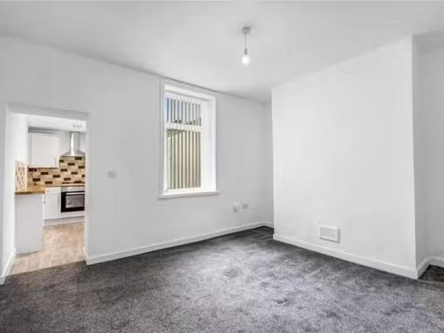 Cheap 1 BA 2 bedroom terraced house for rent in Nancy Street.