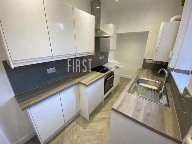 New 1 BA 2 bedroom terraced house for rent in Sheridan Street.