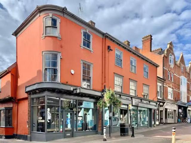 Nice 1 BA 2 bedroom apartment for rent in Abbeygate Street, IP.