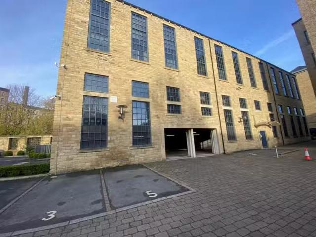 Rental! 1 BA 2 bedroom apartment for rent in Firth Street, Hud.
