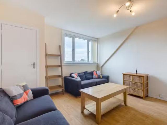 Cheap 1 BA 2 bedroom apartment for rent in Urquhart Road, Aber.