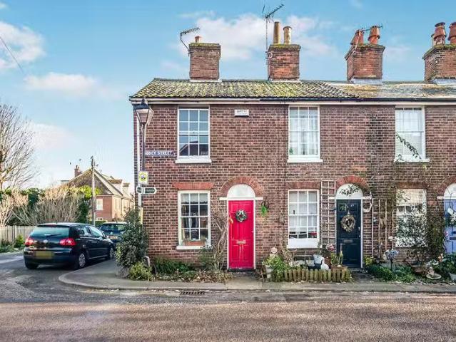 For Rent! 1 BA 2 bedroom End Terrace House to rent, Abbey Stre.