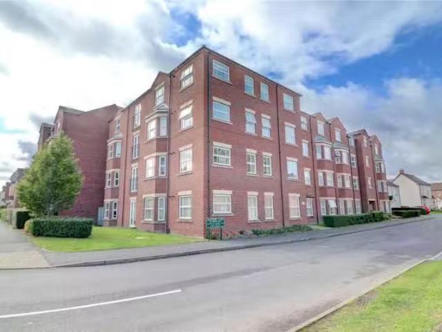 Rental! 1 BA 2 bedroom flat for rent in Anchor Lane, Solihull.