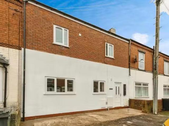 Cozy 1 BA 2 bedroom flat for rent in Ethel Street, Bearwood, B67