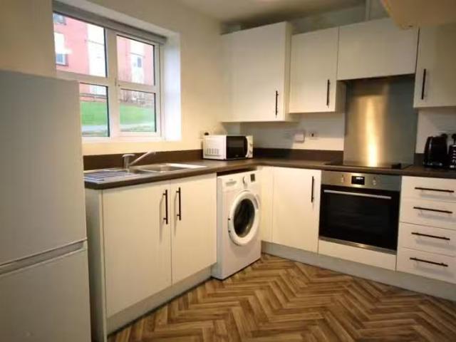 New 1 BA 2 bedroom flat for rent in Flat 2, 43 Heroes Drive, B.