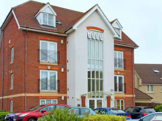 For Rent! 1 BA 2 bedroom flat for rent in Parade Court, Speedw.