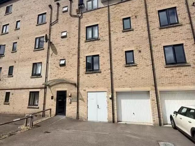 Cheap 1 BA 2 bedroom flat for rent in Sweetpea Way, Cambridge.