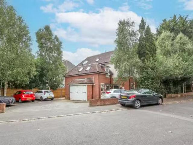 New 1 BA 2 bedroom flat for rent in Talbot Hill Road, Bournemo.