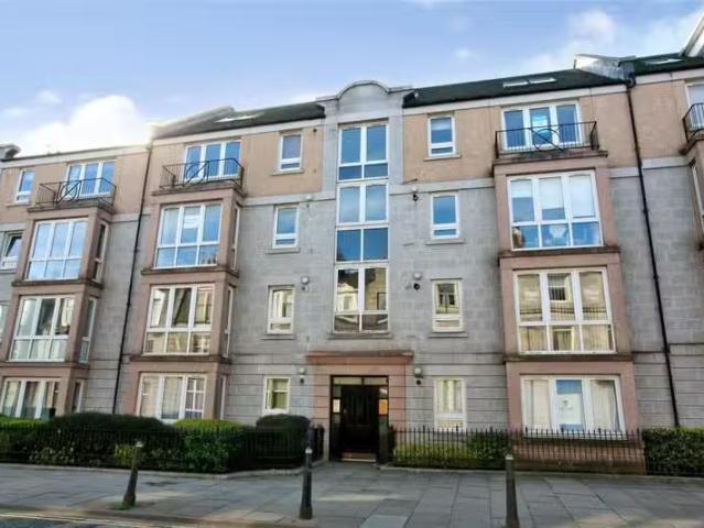 Deal! 1 BA 2 bedroom flat for rent in Union Grove, West End, A.