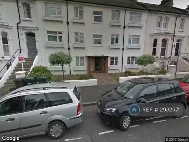 Cheap 1 BA 2 bedroom flat for rent in West Terrace, Eastbourne.