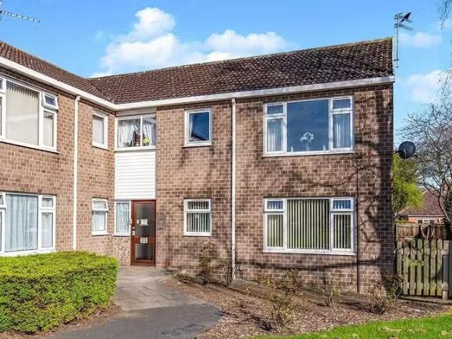 Nice 1 BA 2 bedroom Flat to rent, Cottingham Court, Darlington.
