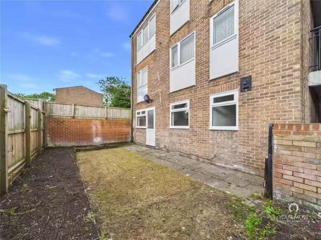 For Rent! 1 BA 2 bedroom Flat to rent, Alnwick Court, Washingt.