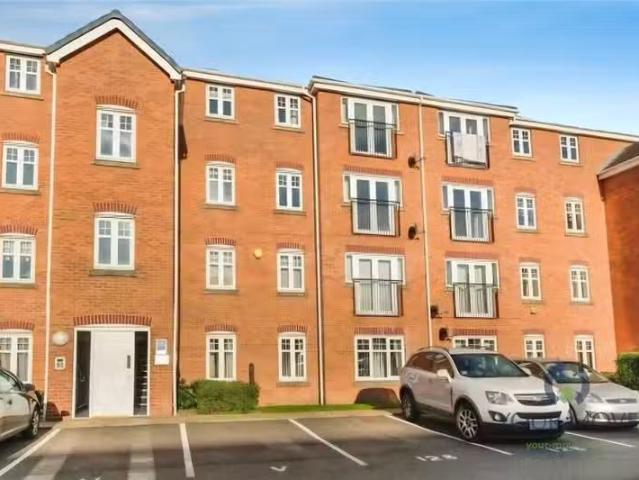 Cheap 1 BA 2 bedroom Flat to rent, Bonneville Close, Tipton, D.