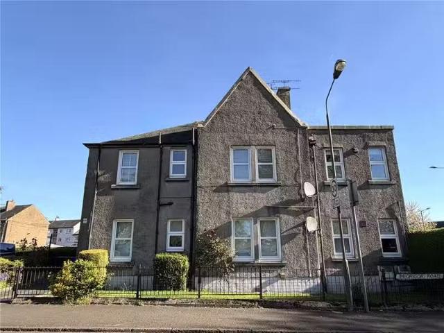 Charming 1 BA 2 bedroom Flat to rent, Mc Grigor Road, Stirling.