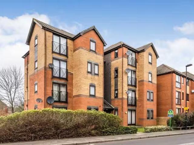 Cozy 1 BA 2 bedroom Flat to rent, Park Street, Southampton, SO.