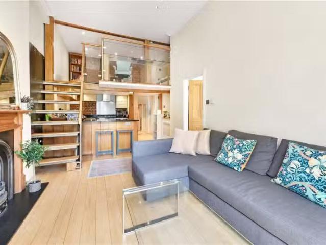 Cheap 1 BA 2 bedroom property to let in Eccleston Square, Lond.