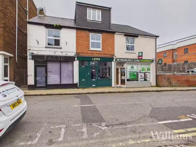 Rental! 1 BA 2 bedroom property for rent in Cambridge Street.
