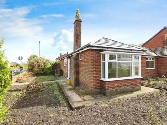 Just in! 1 BA 2 bedroom Semi Detached Bungalow to rent, Walker.