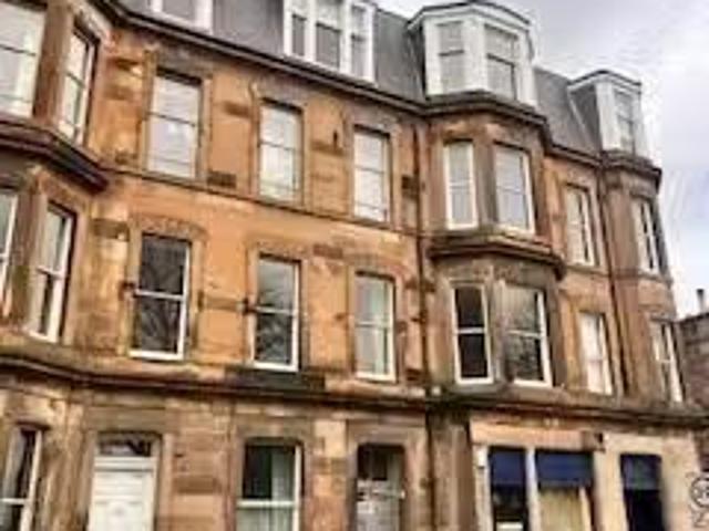 Nice 1 BA 3 bedroom flat for rent in Colinton Road, Colinton.