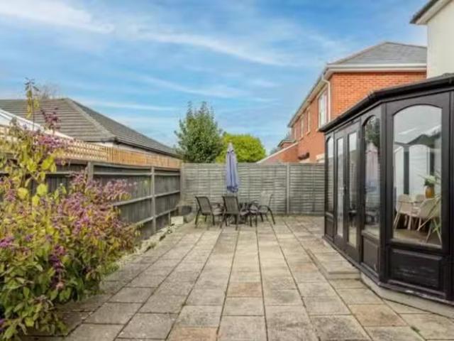 For Rent! 1 BA 3 bedroom house for rent in Old Priory Road, Tu.