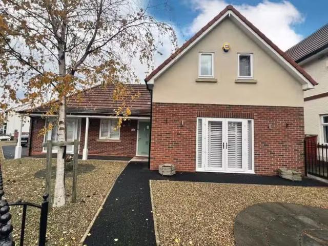 New 1 BA 4 bedroom detached bungalow for rent in Durham Road.