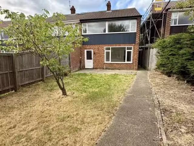 Rental! 1 BA 4 bedroom house for rent in St. Bedes Close, Durh.