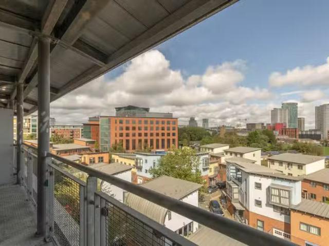 Unique 1 bedroom apartment for rent in Mason Way, Park Central.