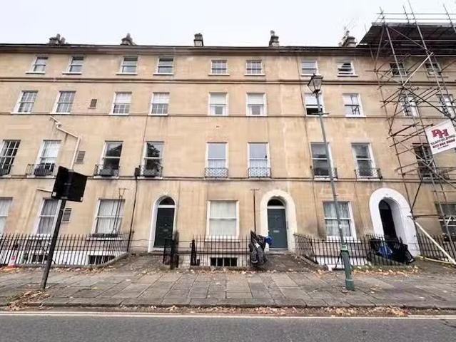 For Rent! 1 bedroom apartment for rent in Darlington Street, B.