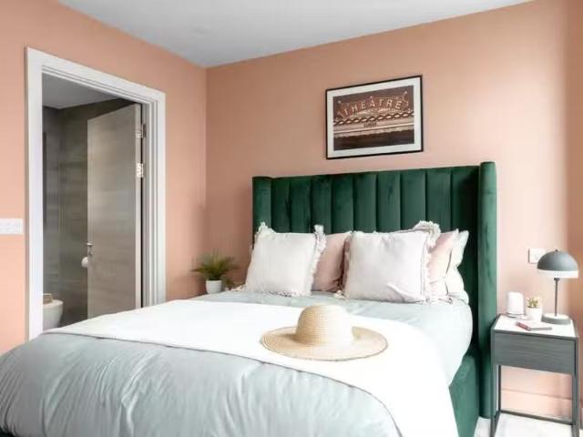 Deal! 1 bedroom apartment for rent in The Mercian, Broad Stree.