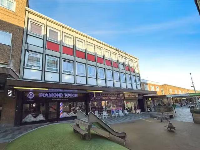 Charming 1 bedroom Flat to rent, Market Place Chambers, 1 Mark.