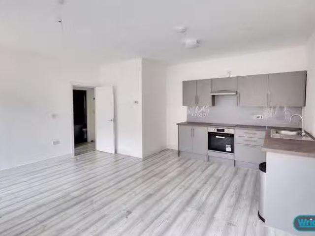 For Rent! 1 bedroom flat for rent in Windsor Road, Trowbridge.
