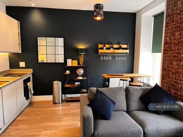 Cozy 1 bedroom flat for rent in Alliance House, Bristol, BS1