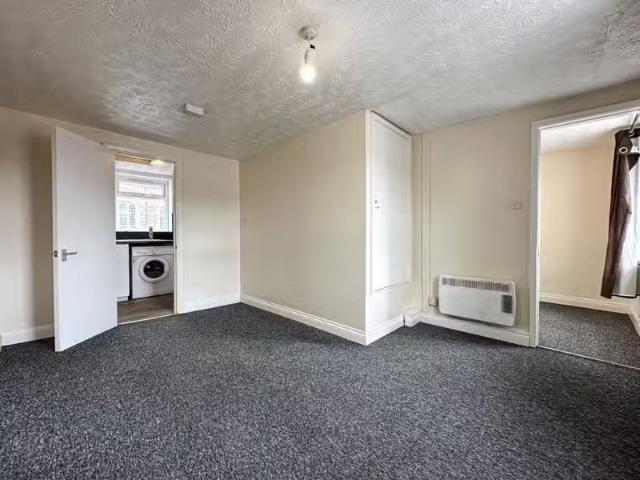 Deal! 1 bedroom flat for rent in Easton Road, Bristol, City of.