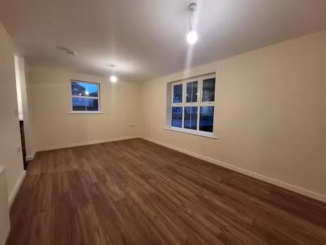 Cozy 1 bedroom flat for rent in Sandalwood Road, WESTBURY, BA13