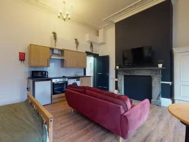 New 1 bedroom flat for rent in Shaw Street, Liverpool, Merseys.