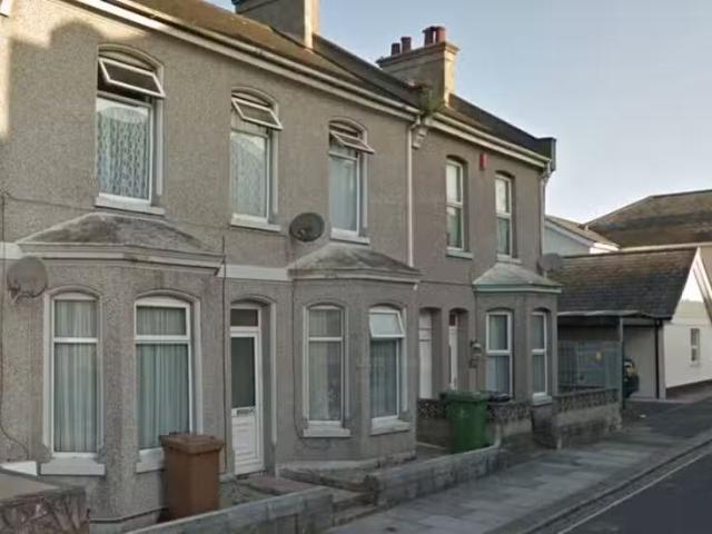 Cheap 1 bedroom House to rent, Admiralty Street, Keyham, PL2.