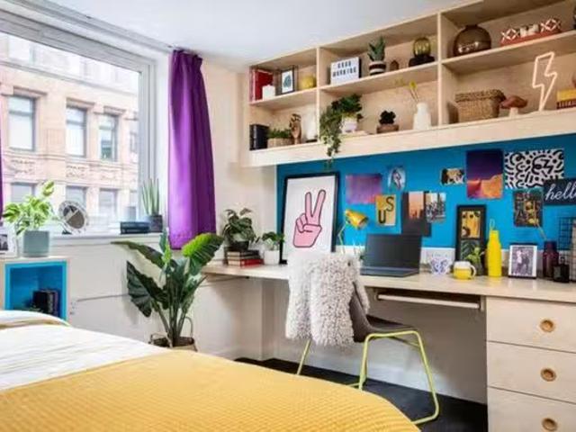 Charming 1 BR Merchant City House Classic En Suite