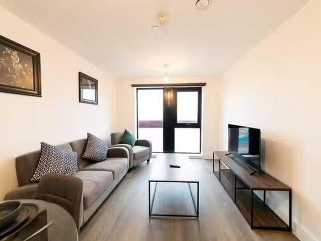 Charming 1 BR Naylor Street