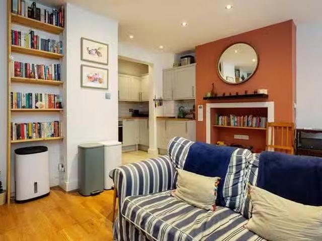 Cheap 1 BR Offley Road