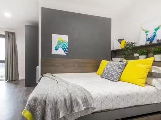 Just in! 1 BR Bentley House Classic Ensuite
