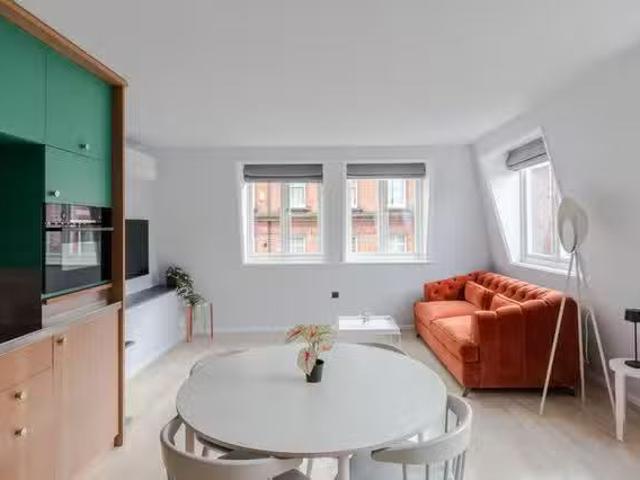 Deal! 1 BR Brewer Street