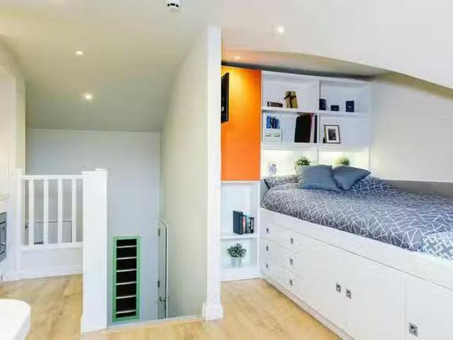 Rental! 1 BR Cathedral Park En Suite, Premium Range 1