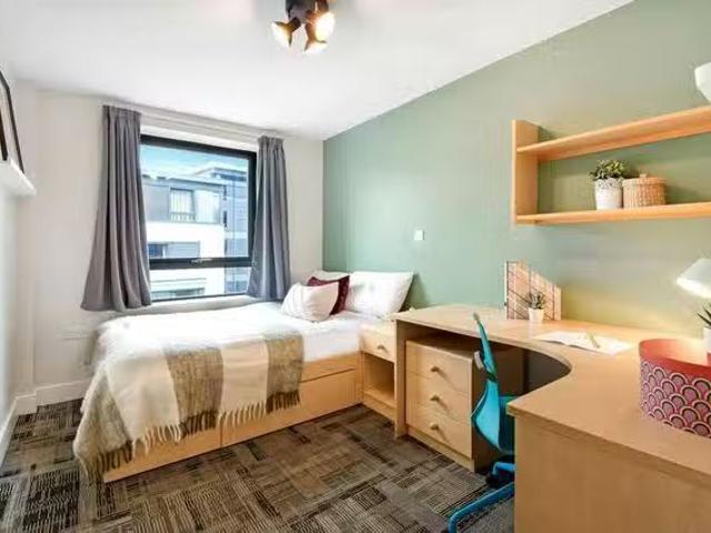 Rental! 1 BR Iconinc Triangle Standard Room