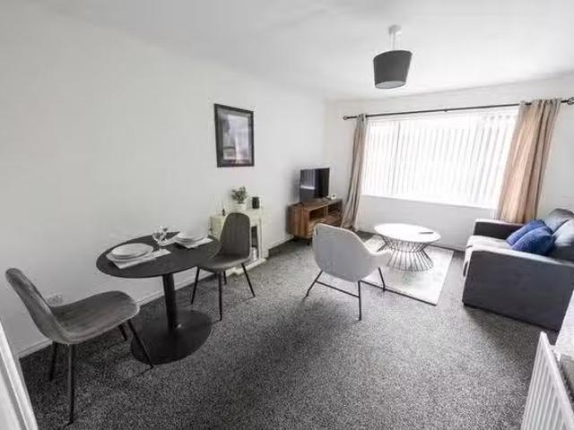 Unique 1 BR King William Street