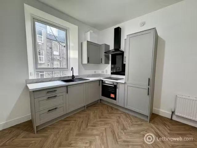 Nice 1 BR Property to rent in 15 Baker Place, Aberdeen, AB25 2WD